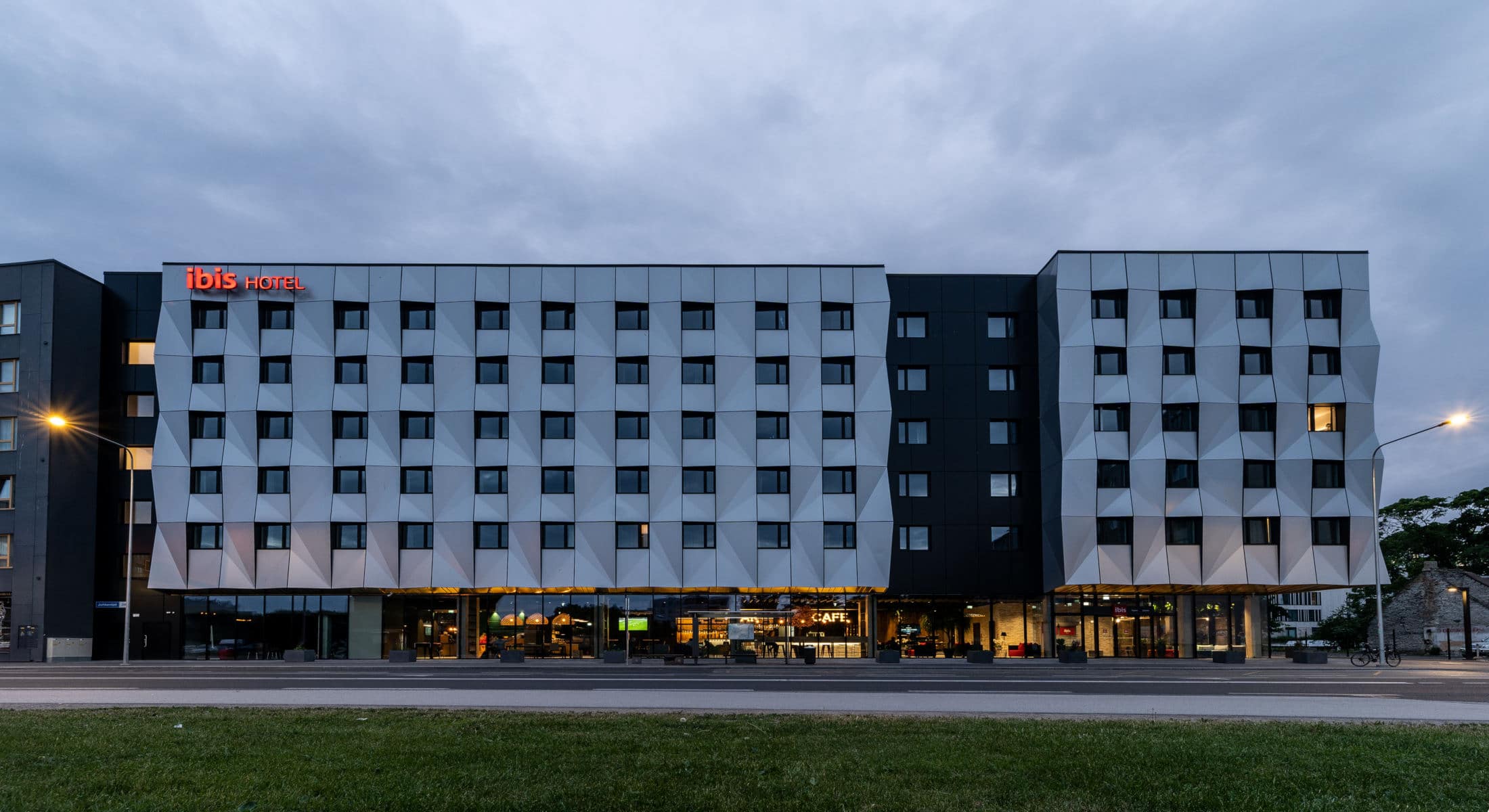 Experience Ultimate Comfort at Moder Hotel Tallinn | Ibis Tallinn Center