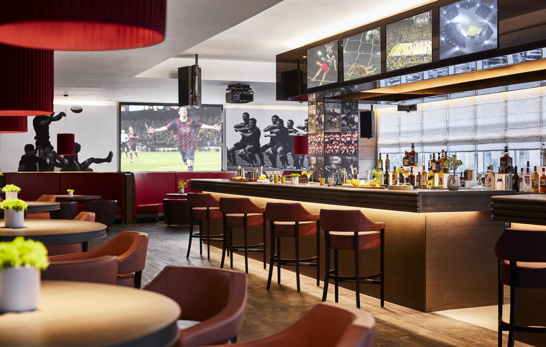 Sports Bar in Doha | Pullman Doha West Bay, The Score Bar