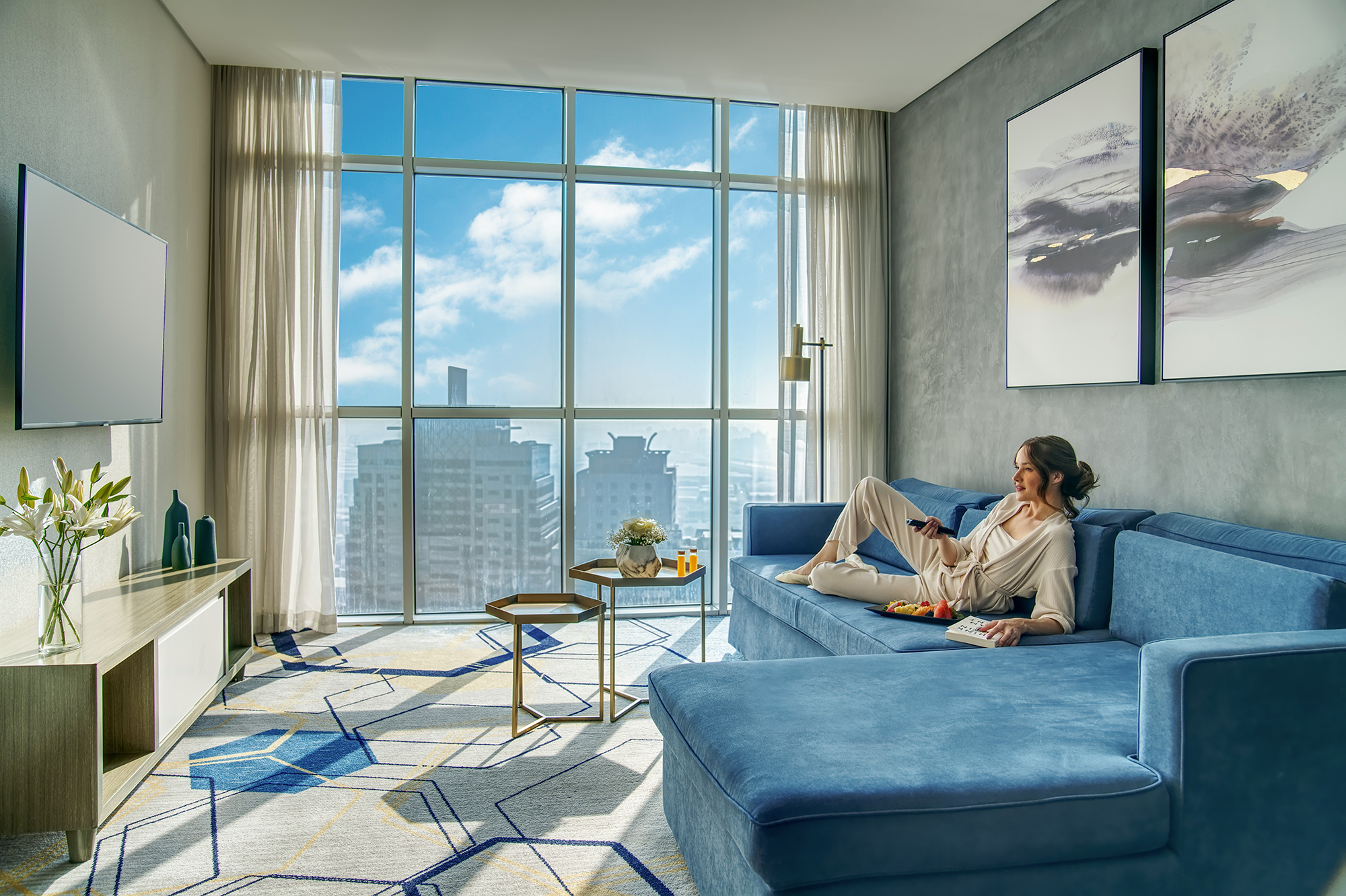 Deluxe Hotel Suite in Sharjah | Pullman Sharjah, 5 Star Hotel