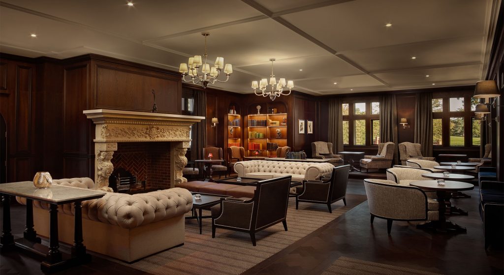 The Library Club - Fairmont Windsor Park near London
