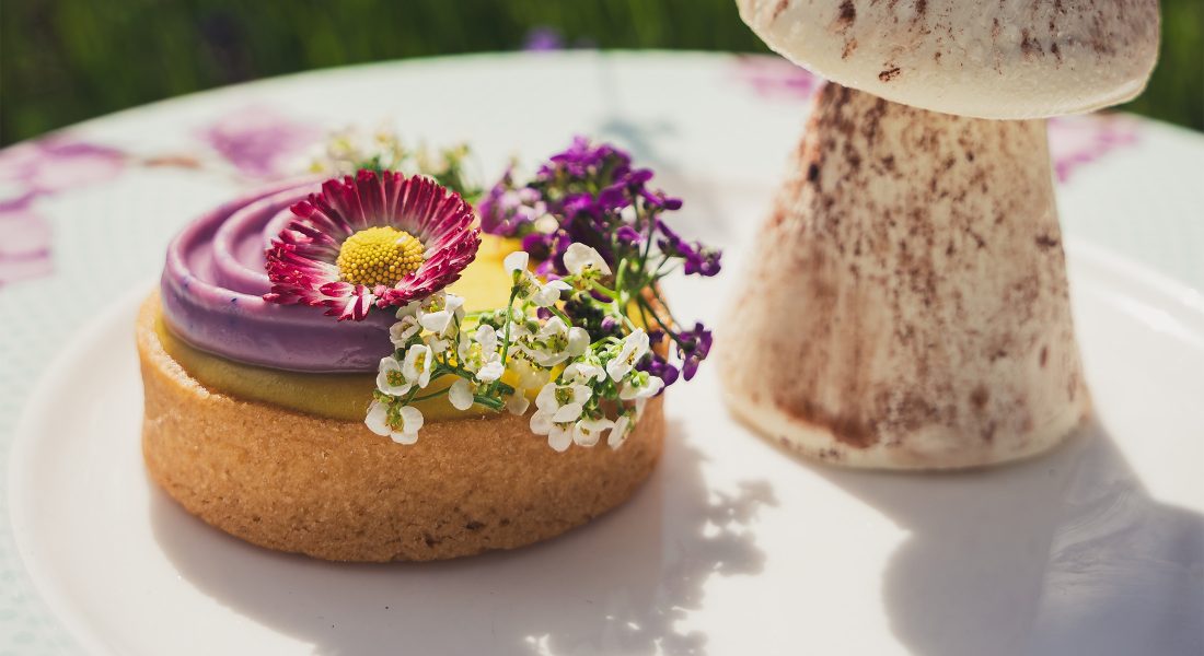 Orchid Tea Room - Afternoon Tea - Fairmont Windsor Park near London