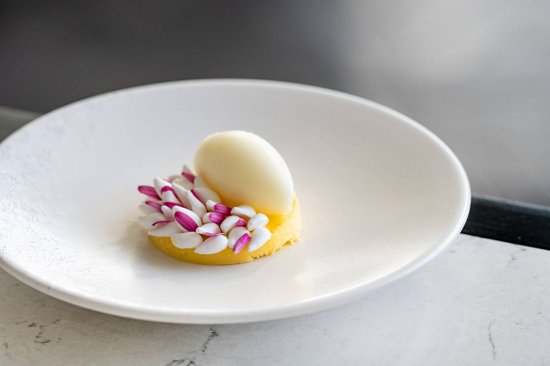 1215 Restaurant - Fairmont Windsor Park near London