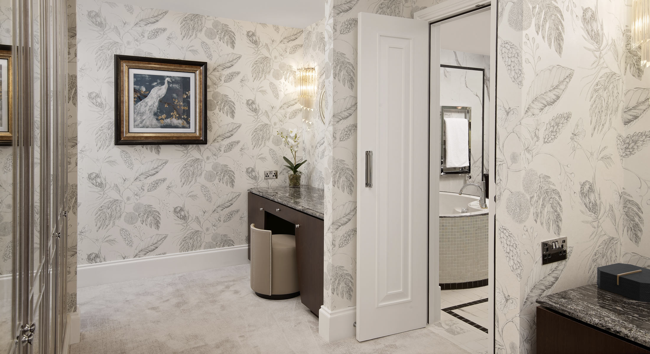 Signature Royal Suite - Fairmont Windsor Park near London