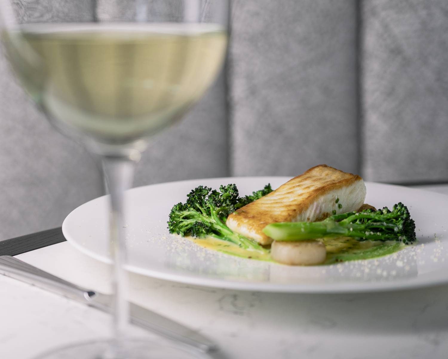 1215 Restaurant - Fairmont Windsor Park near London