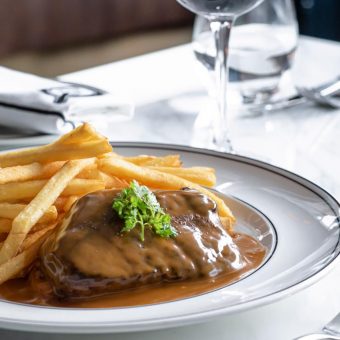 Pullman Dubai Downtown - Couqley French Brasserie