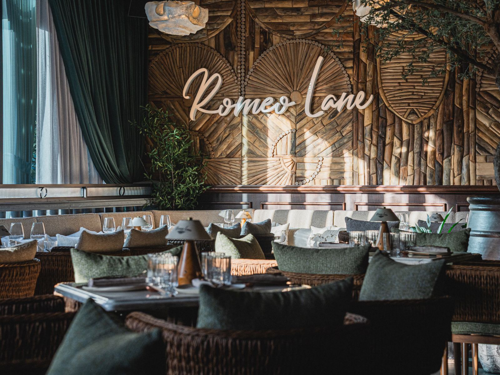 Pullman Dubai Downtown - Romeo Lane Dubai