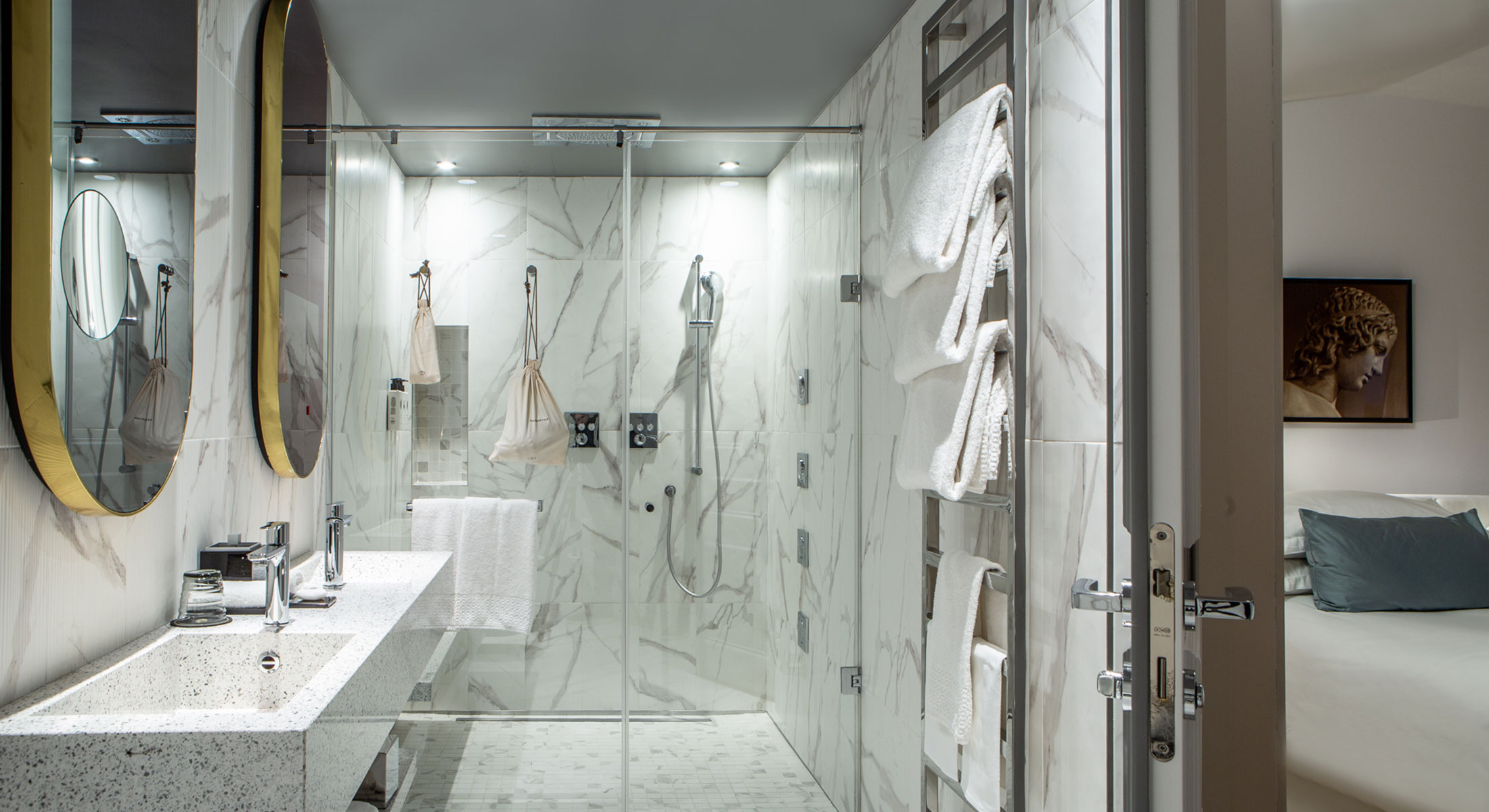 Luxury Suites with Jacuzzi | Sofitel Rome Villa Borghese