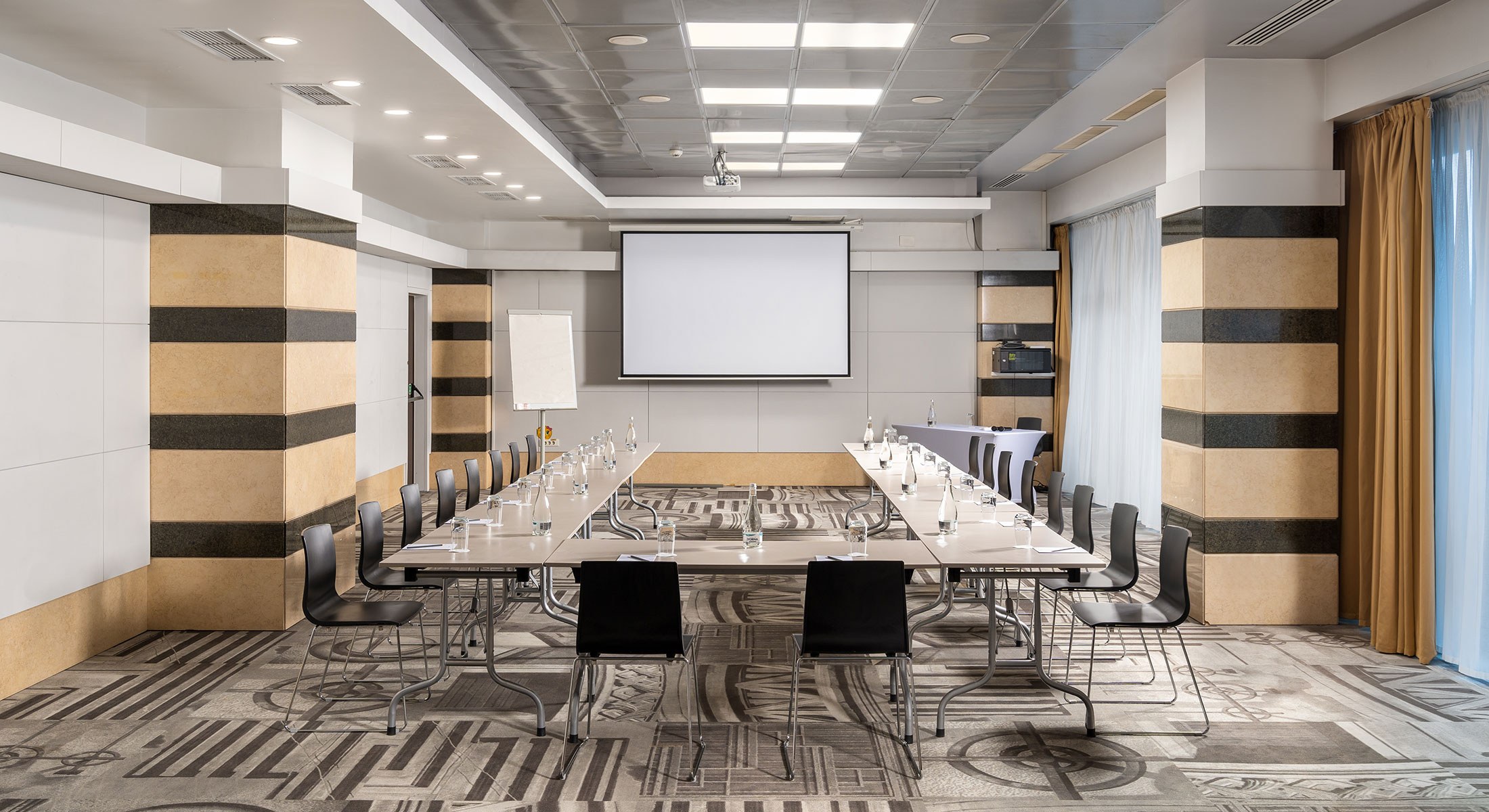 Mircea Voda Hall | Meeting Room | Mercure Bucharest Unirii