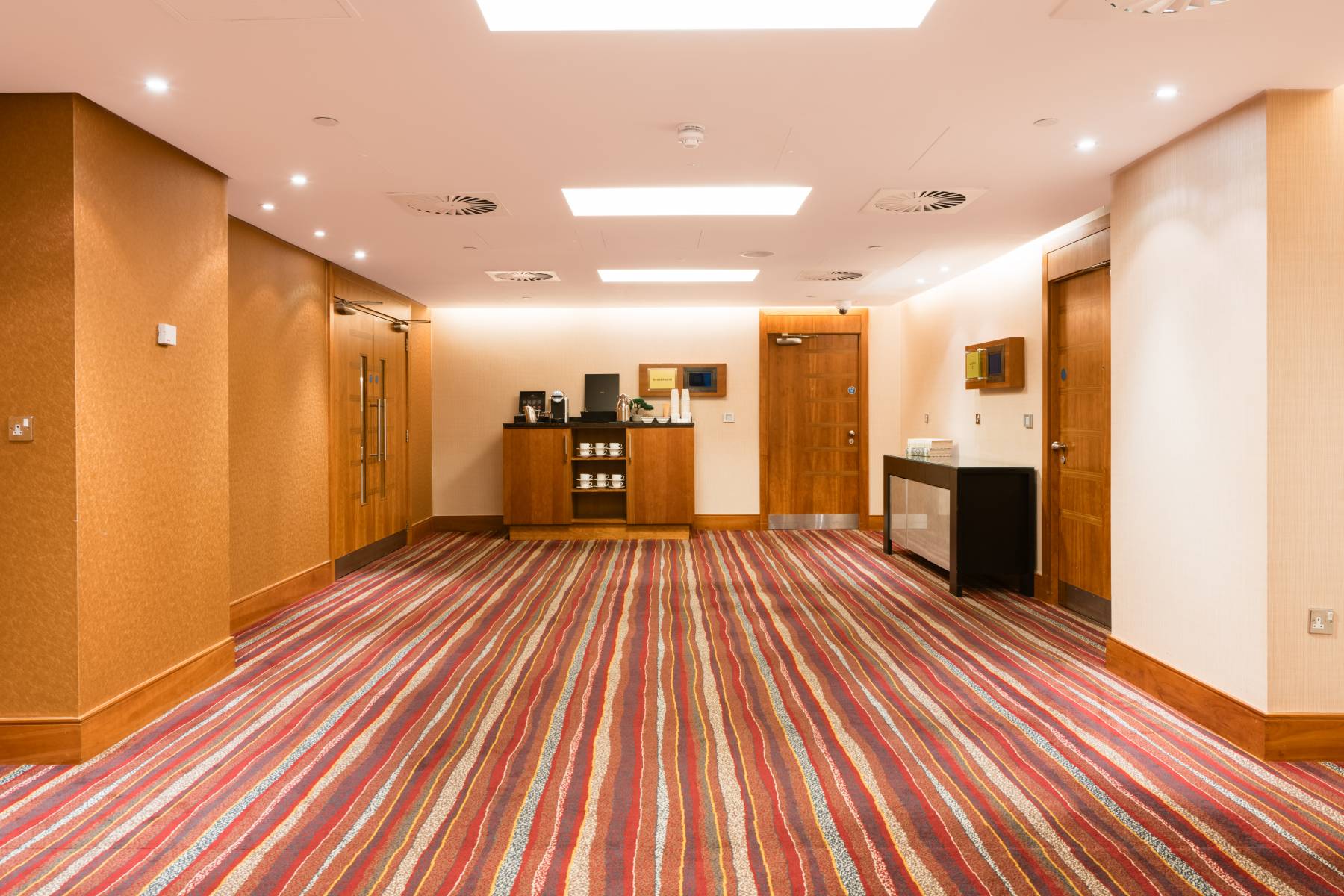 Sofitel London Heathrow Hotel - London Suite