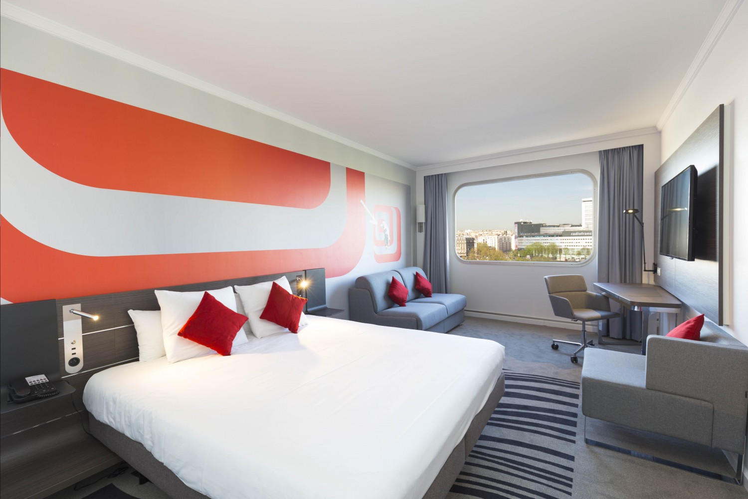Novotel Paris centre Tour Eiffel - Rooms & Suites